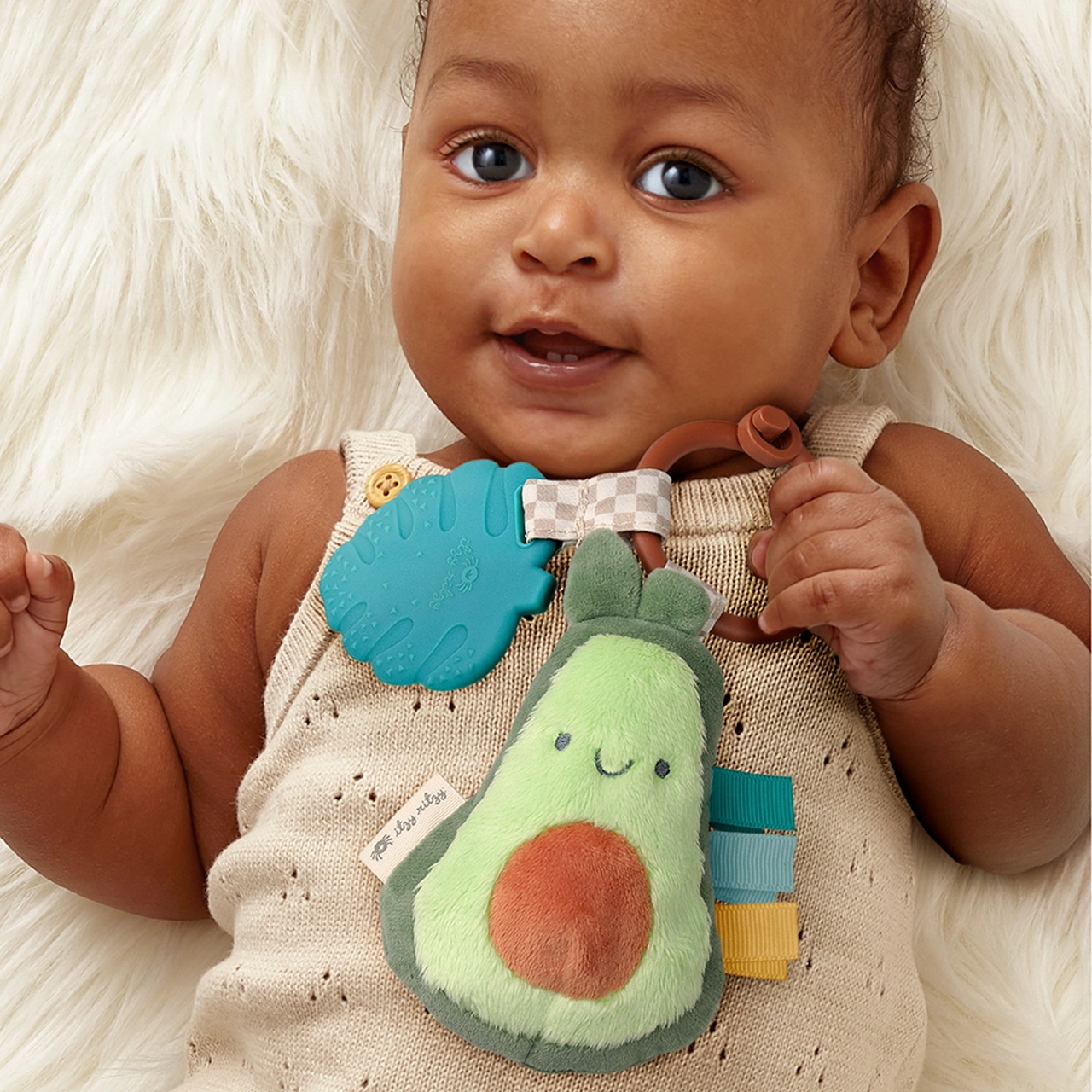 Itzy Pal Plush And Teether – Urban General Store
